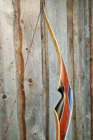 Falco Saga Vintage flatbow | The Longbow Shop